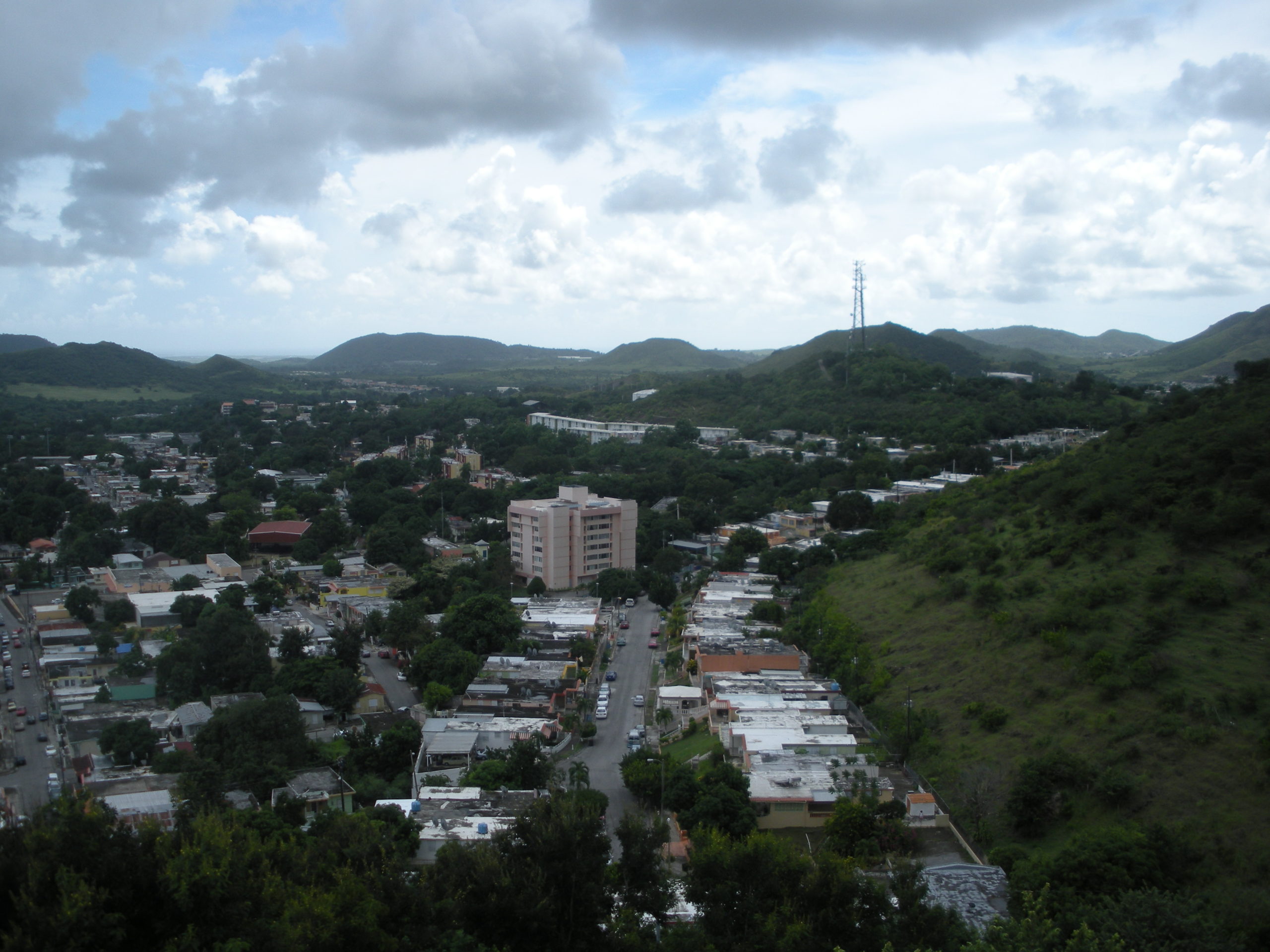 Mirador el Cerro: Coamo, Puerto Rico | Revista Lo Esencial